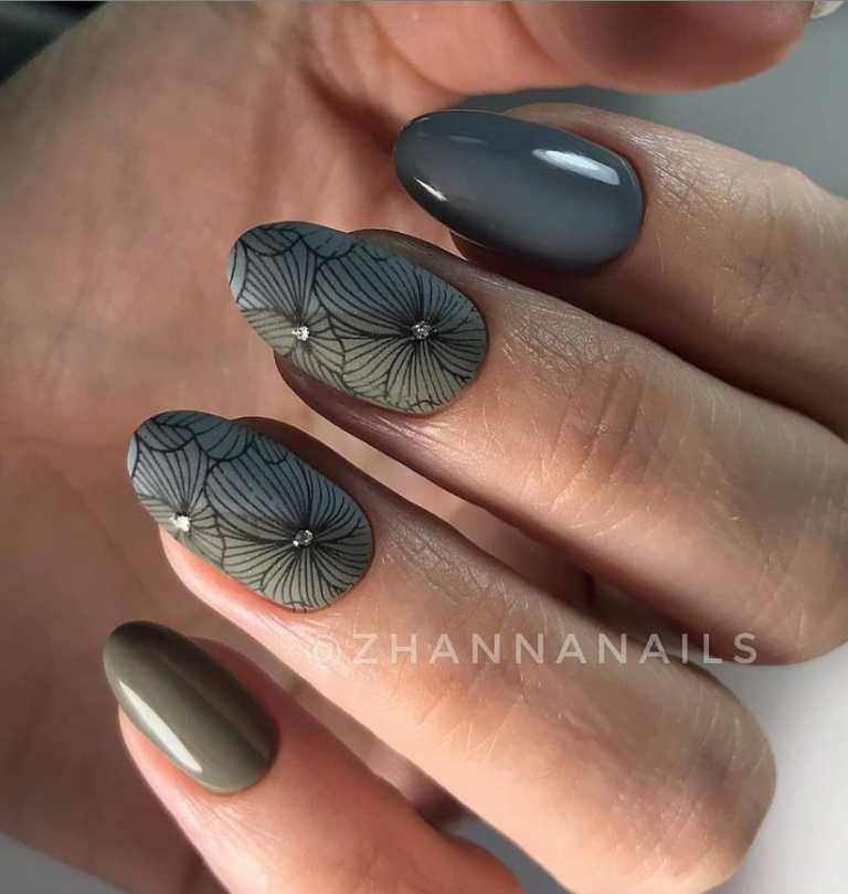 30 Chic Matte Nails Design For Short Nail - Page 8 of 30 - Fashionsum