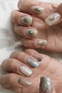 Super simple and endure to look the shell nails and manicure design ...