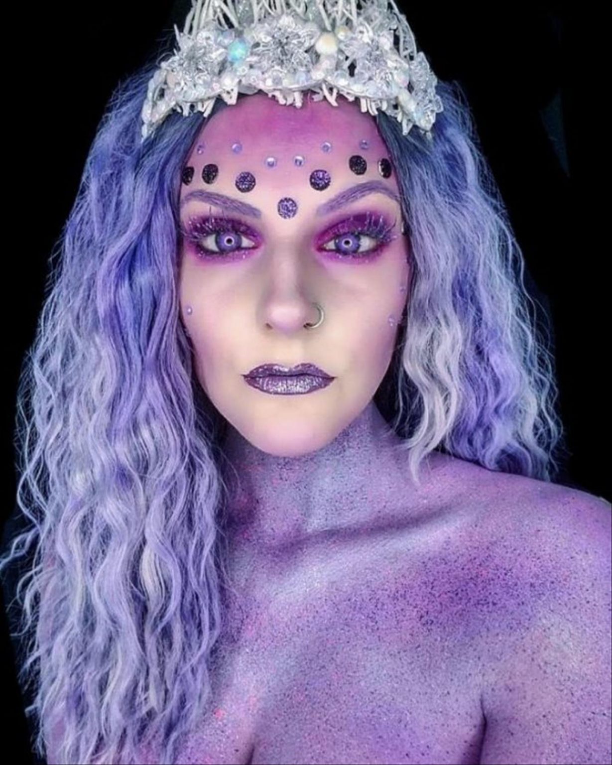 34 Festive Christmas Makeup Looks Ideas to Enjoy The Holiday - Page 2 ...