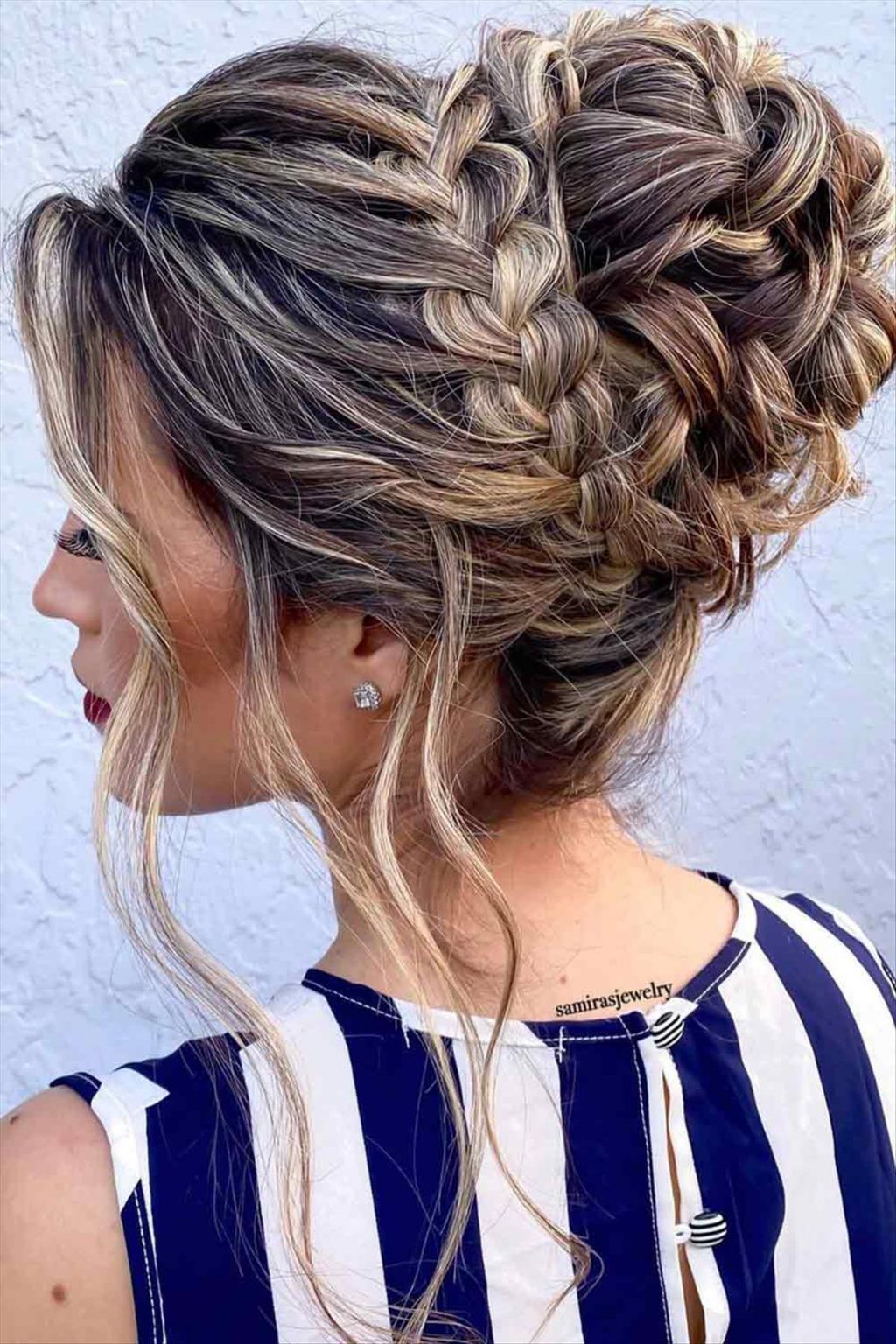 32 Cute graduation hairstyle designs with buns, braids, updos ...