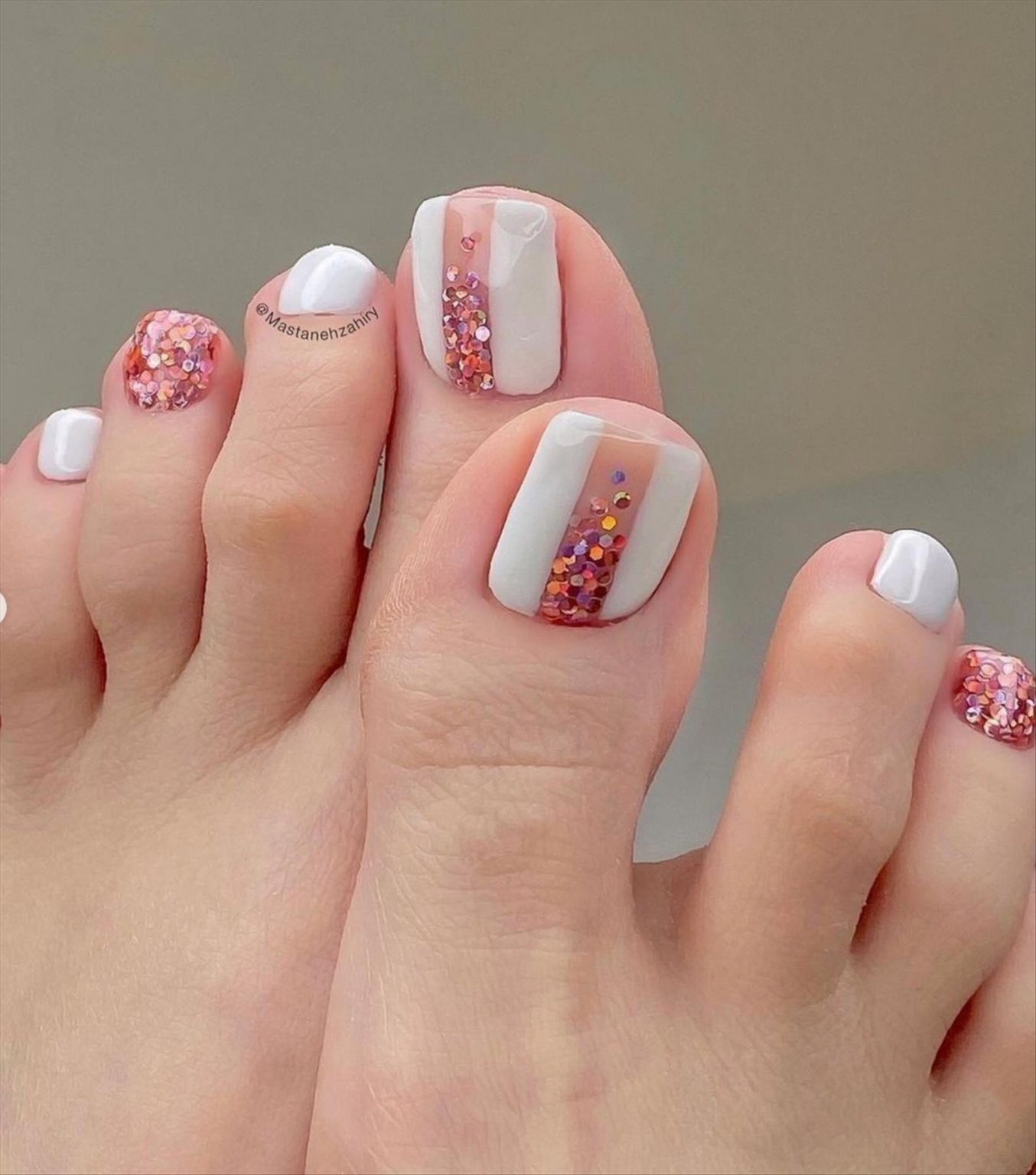 36 Cute Summer toe nails and pedicure ideas to wear - Page 4 of 35 ...