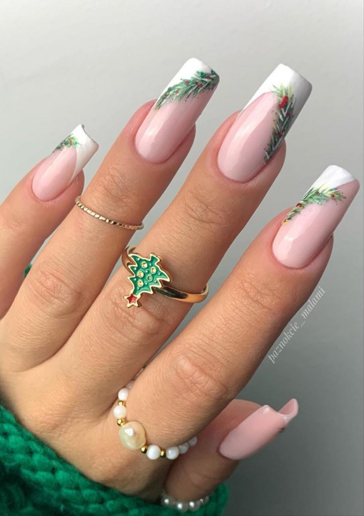 34 Pretty short Winter nails inspiration you'll love - Fashionsum