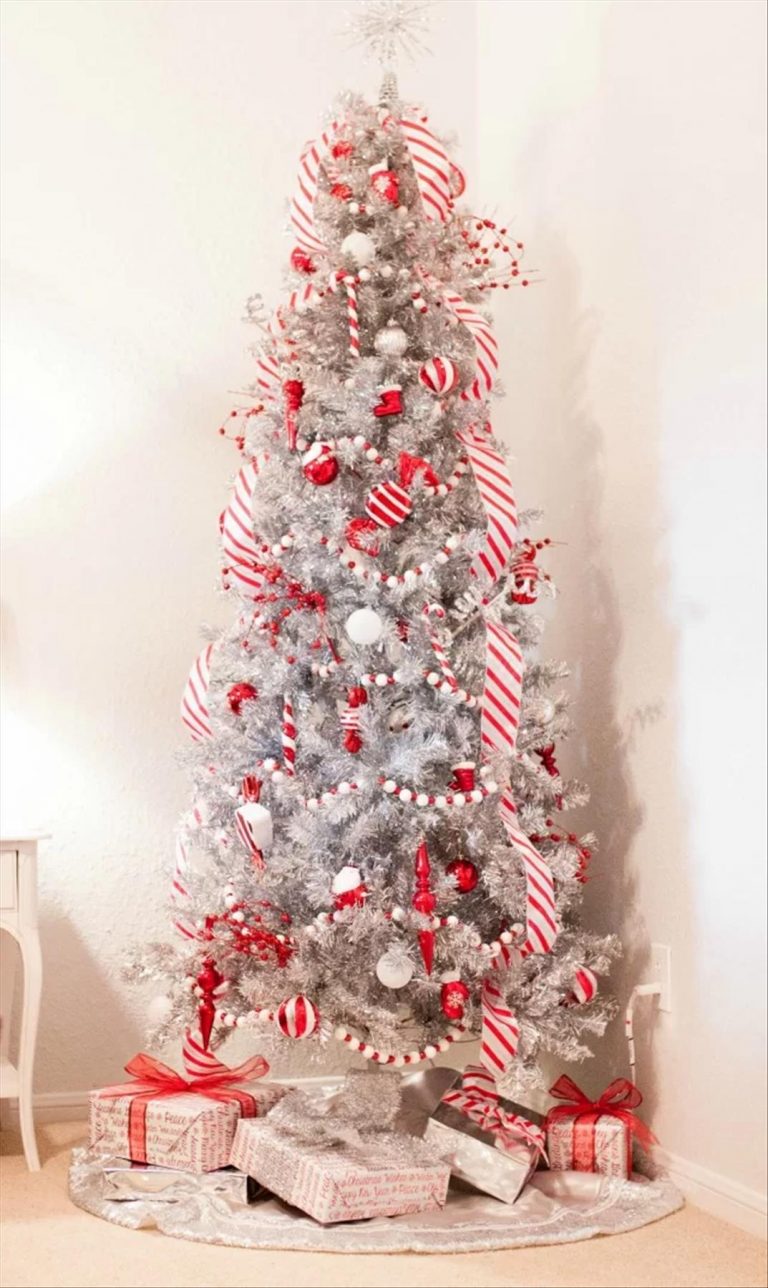 30 Classic Christmas tree ideas 2023 trends you'll love - Fashionsum