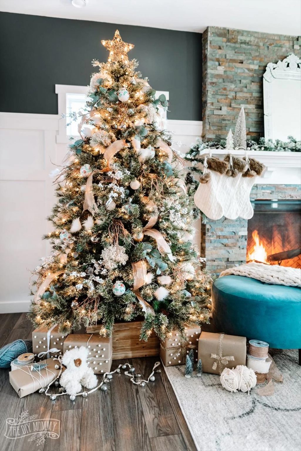 30 Classic Christmas tree ideas 2023 trends you'll love - Fashionsum
