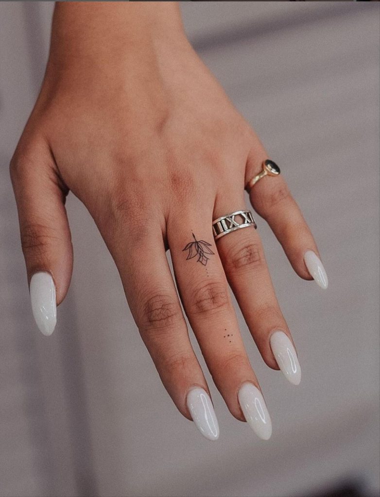 38 Cute small tattoo design ideas for your first tattoo attempt ...