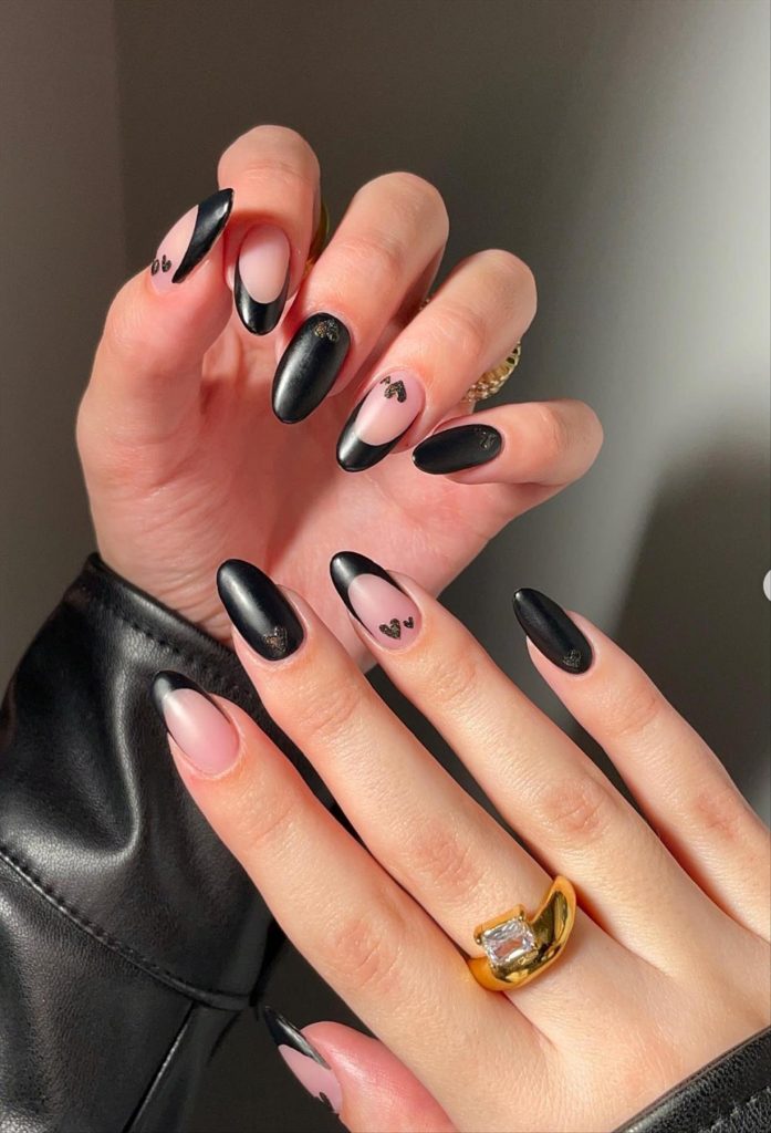 40 Best short Galentine's Day nail designs to copy now - Fashionsum
