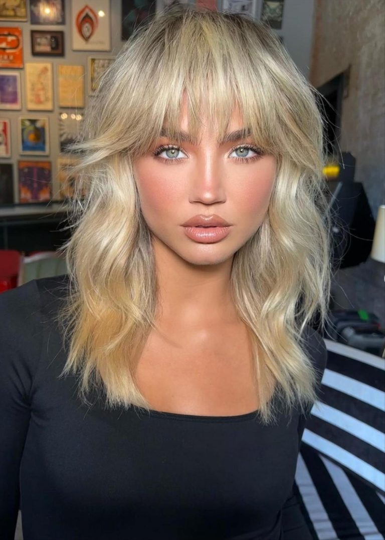 36 Trendy Medium-length haircuts with bangs and layers for thick hair